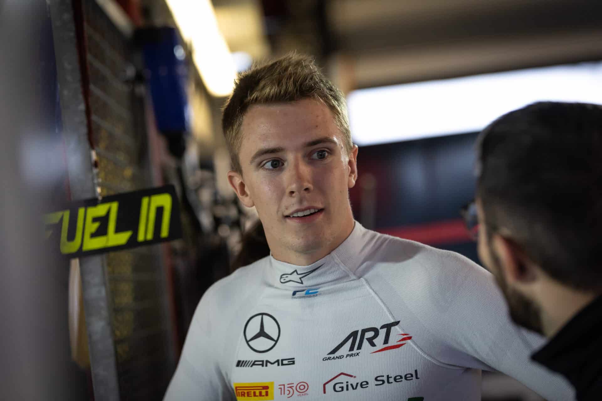 Frederik Vesti tippes til Formel 1 test i Abu Dhabi - Boxengasse