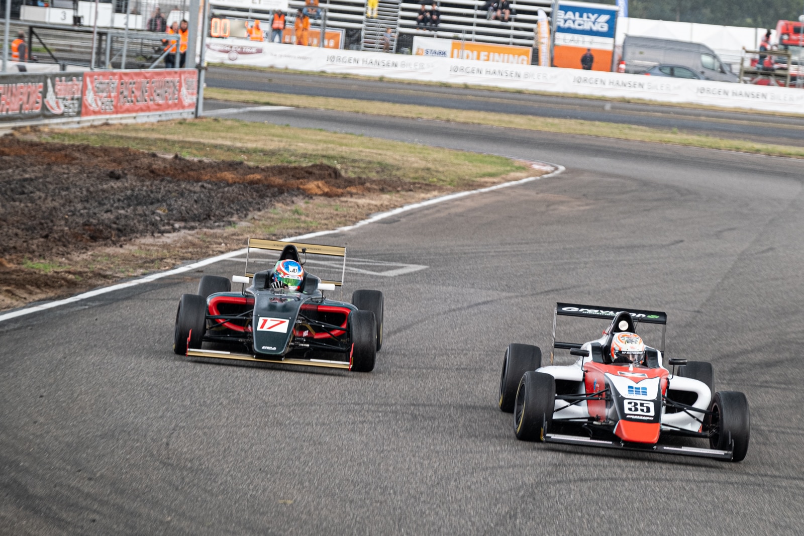 Mesterskabet skal afgøres på Jyllandsringen - Boxengasse