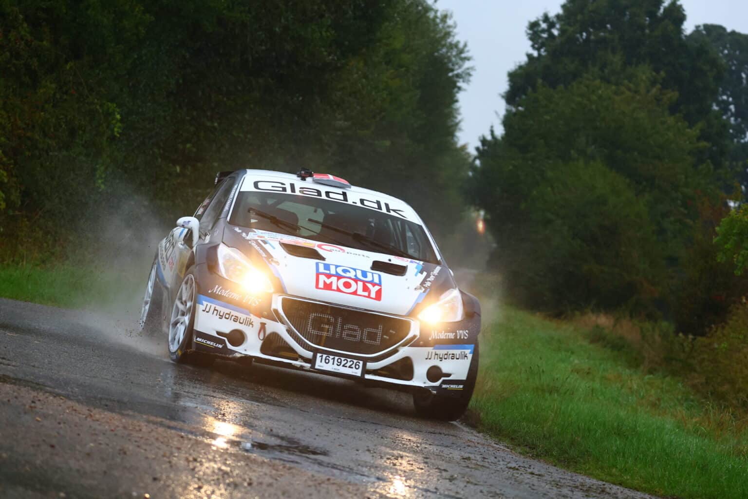 To DM-titler i hus for Glad Sport - Boxengasse