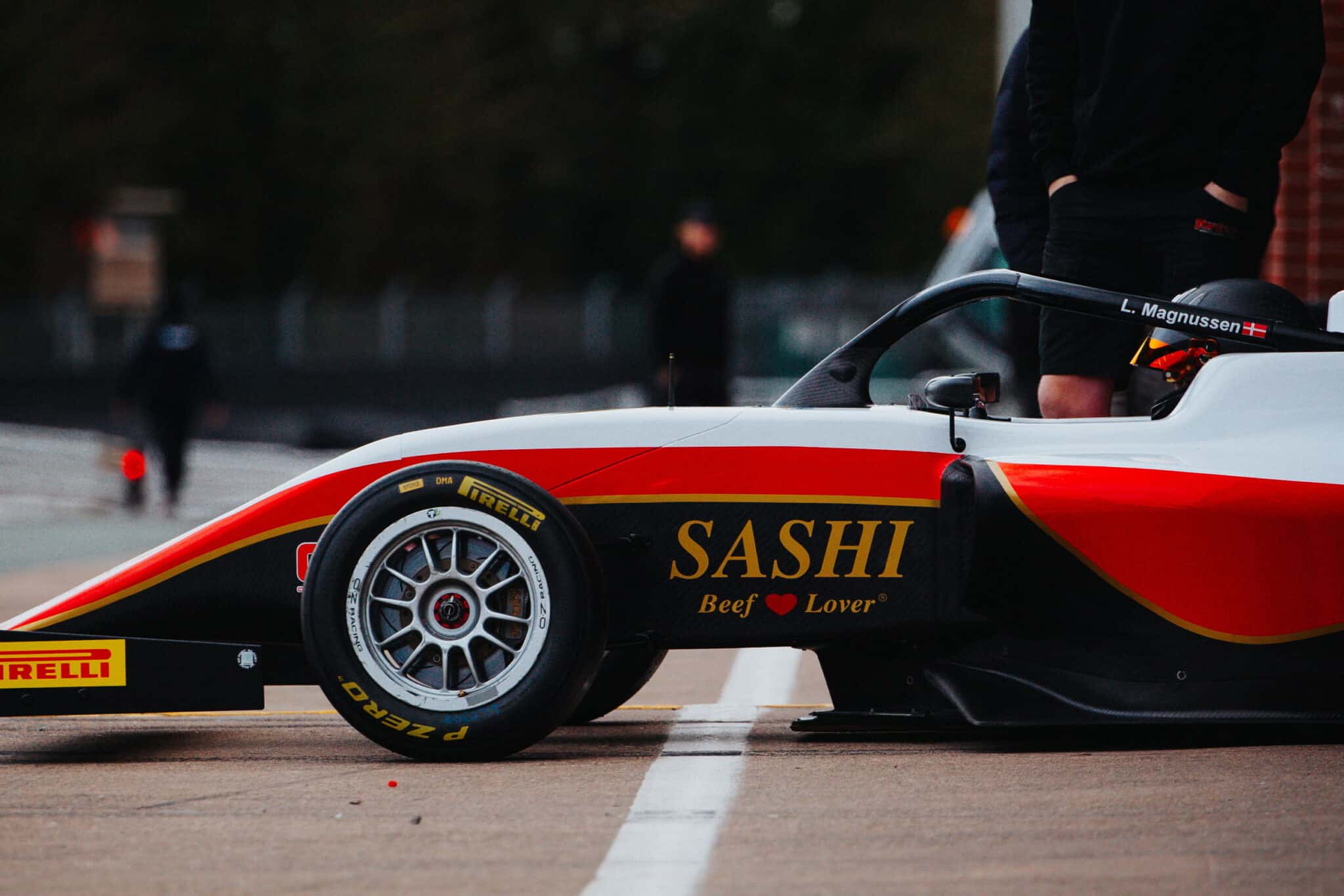 Guide: Alt om Luca Magnussens sæson i GB4 - Boxengasse