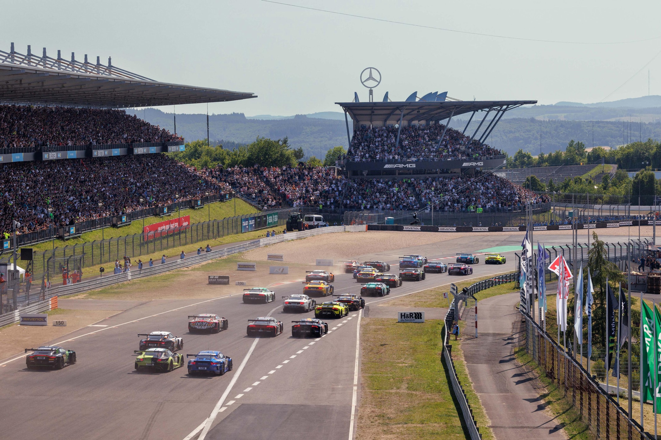 Nürburgring 24h: BMW vinder efter kontroversiel finale - og podie til ...